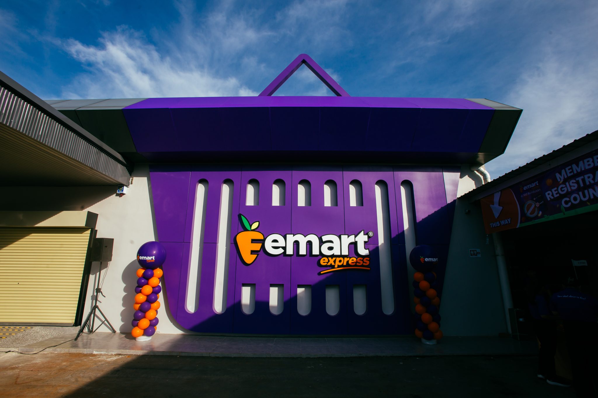 Locate Us - Emart Group